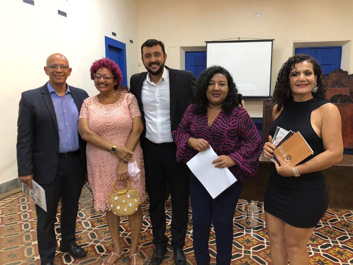 Instituto Saberes recebe 700 livros de autores mato-grossenses e fará ...